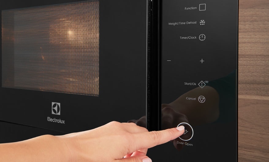 Microwave Oven Buying Guide: Tips & FAQs | Electrolux Arabia